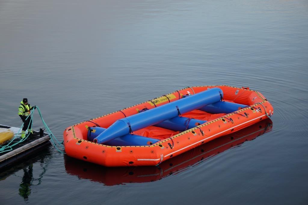 NOFI Oil Barge - AllMaritim