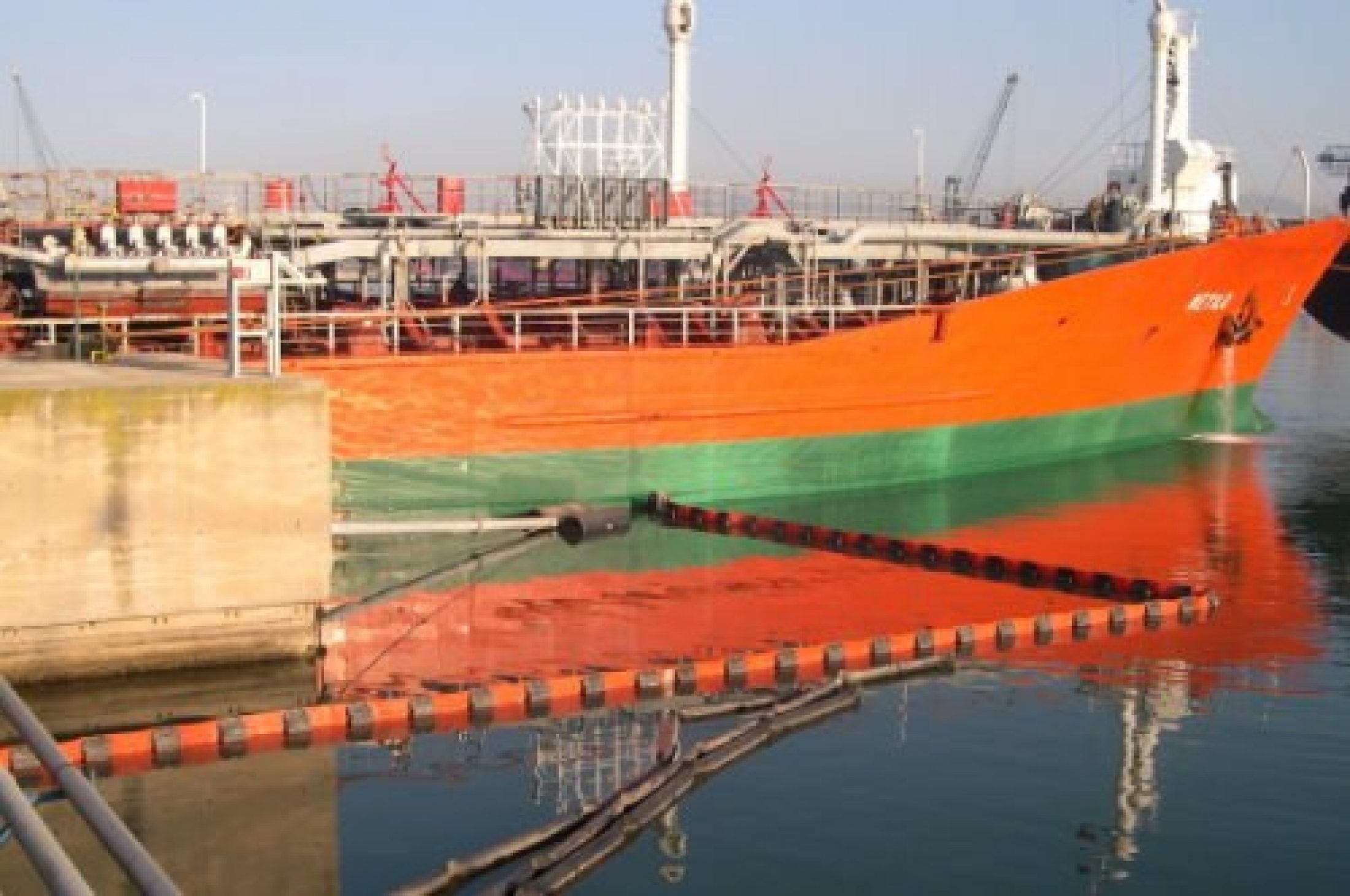 Permanent Oil Boom - AllMaritim